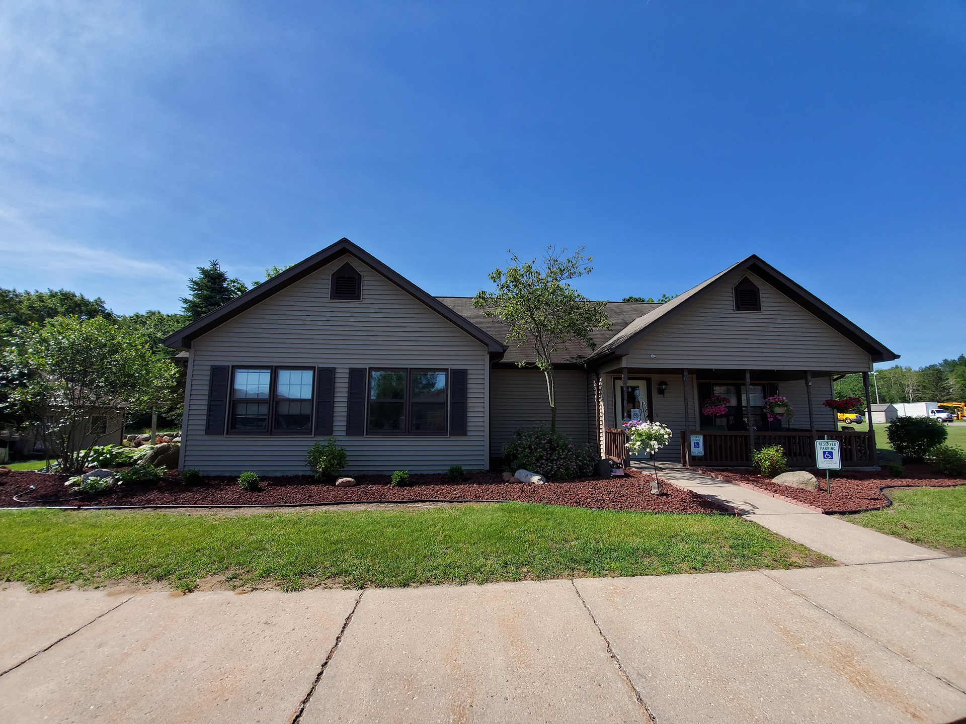 Locations – Evergreen Manor Inc